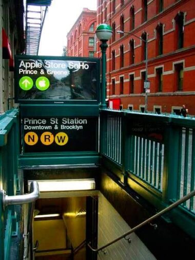 A Complete Guide To Soho Shopping In NYC - IT Girl Luxury